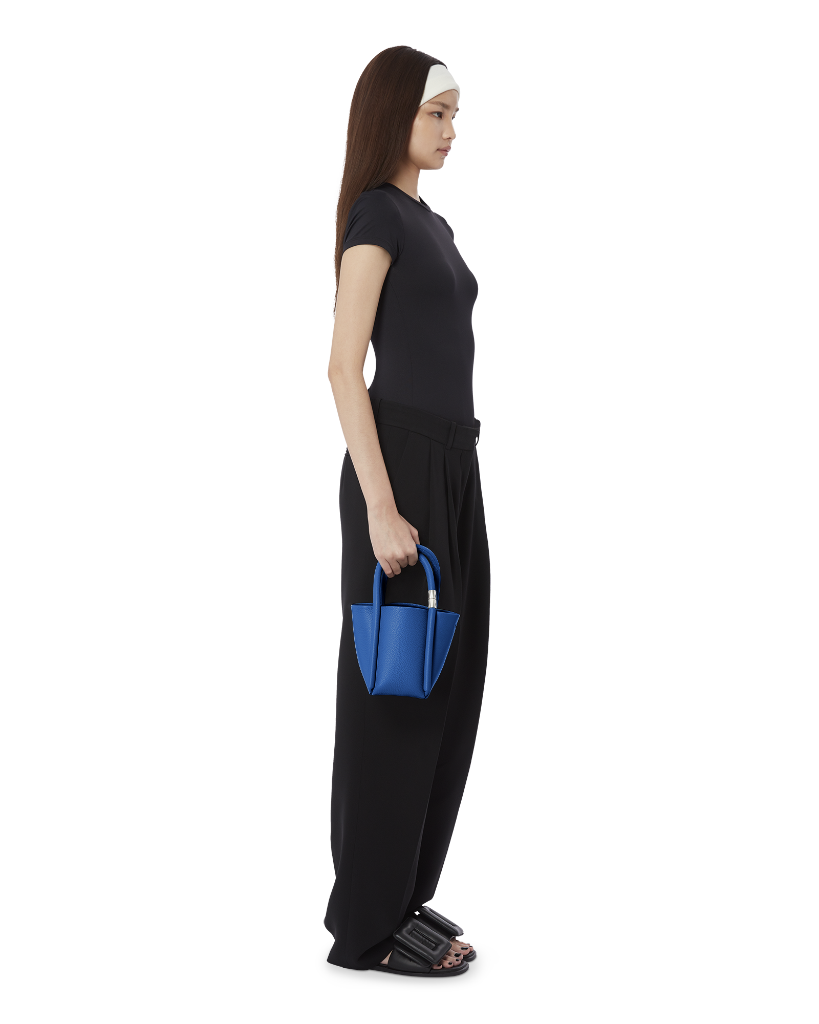 Lotus 14, Pebble – BOYY